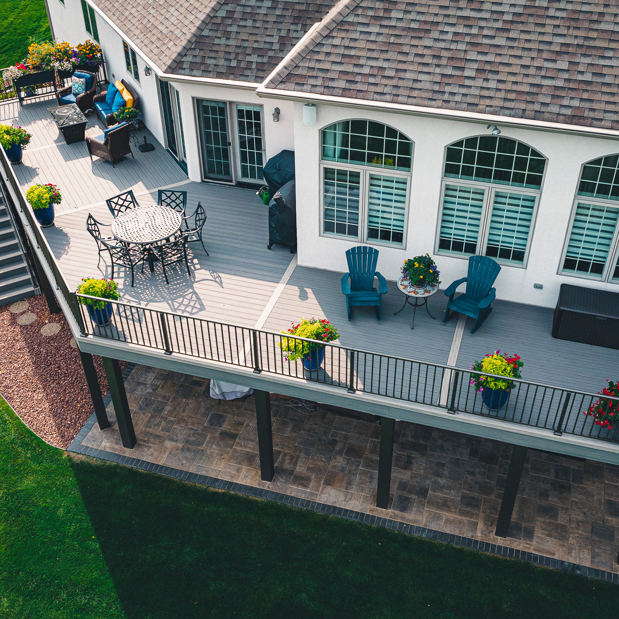 Phillips Outdoor Services – Deckorators