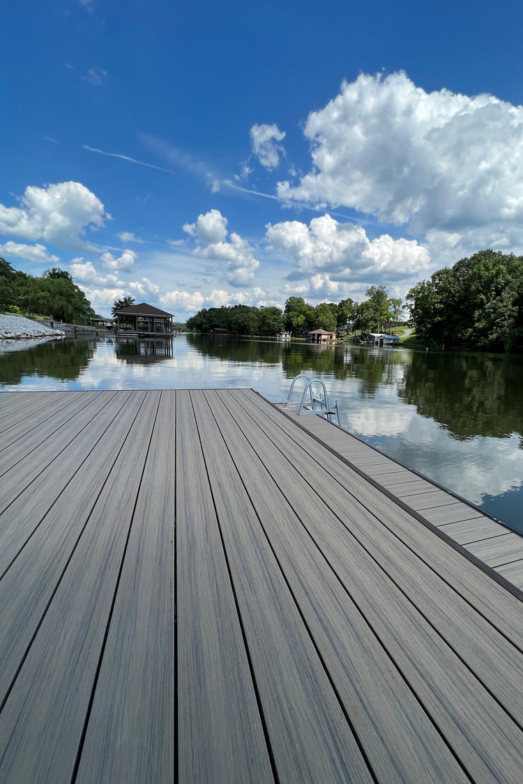 Professionals – Deckorators