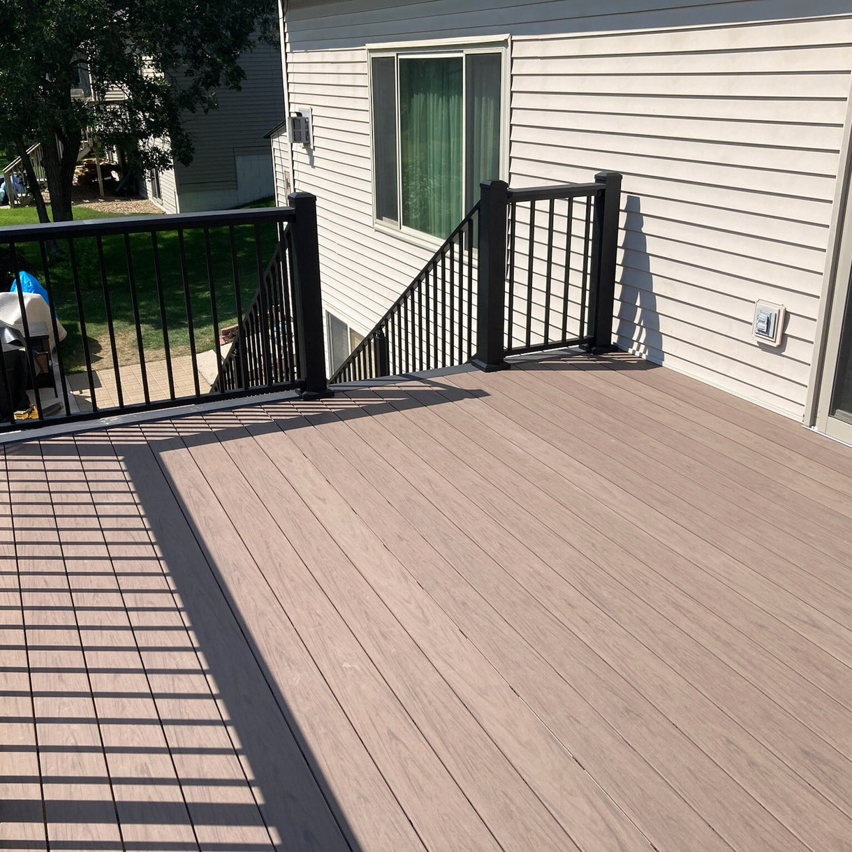 Limitless Exteriors and Remodeling – Deckorators