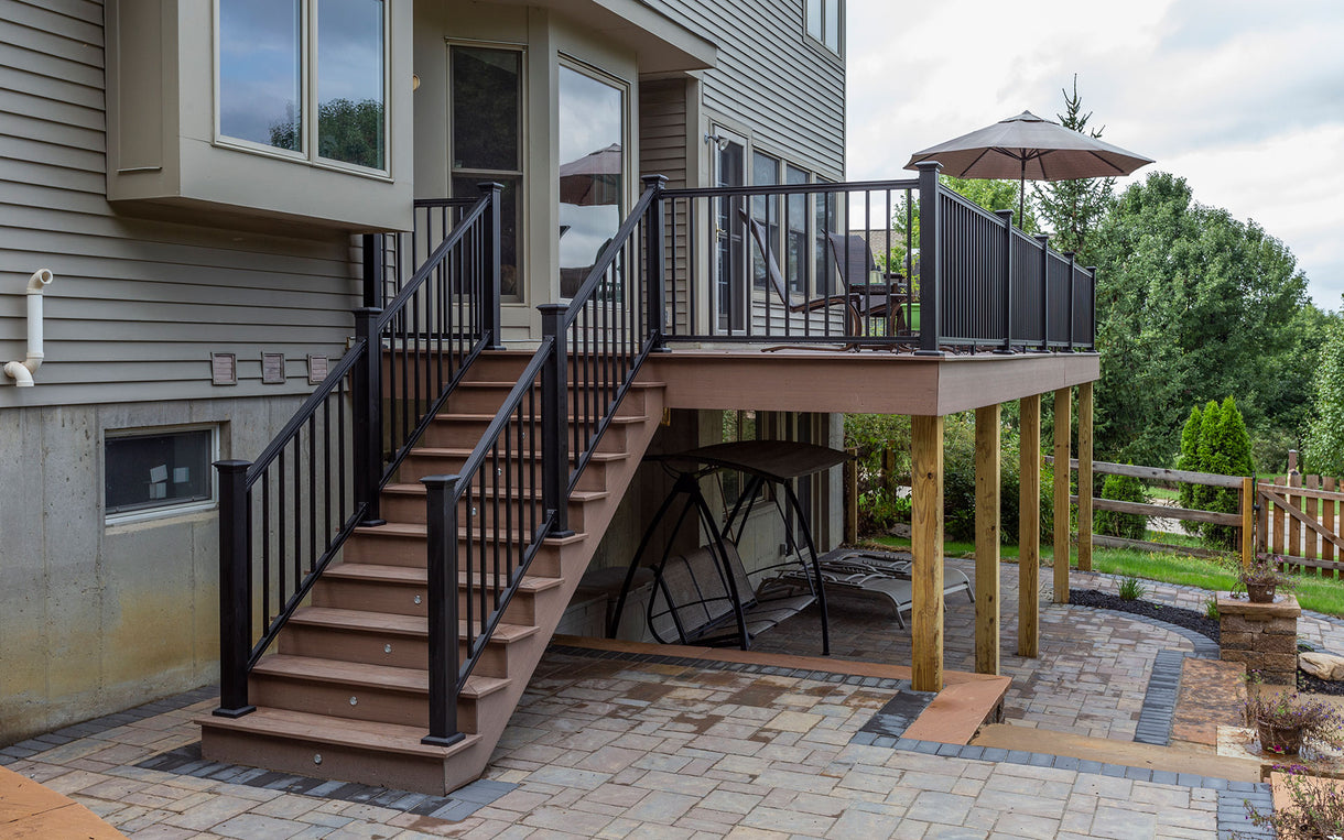 All Decked Out – Deckorators