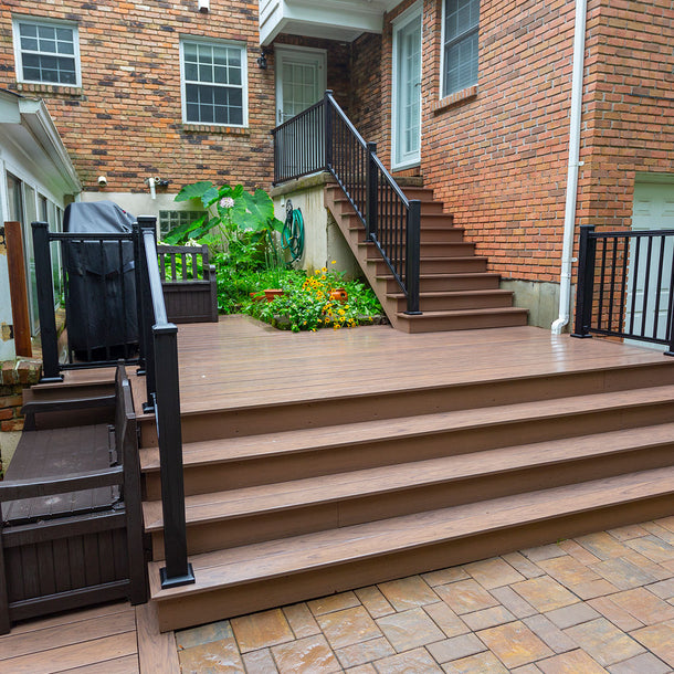 All Decked Out – Deckorators