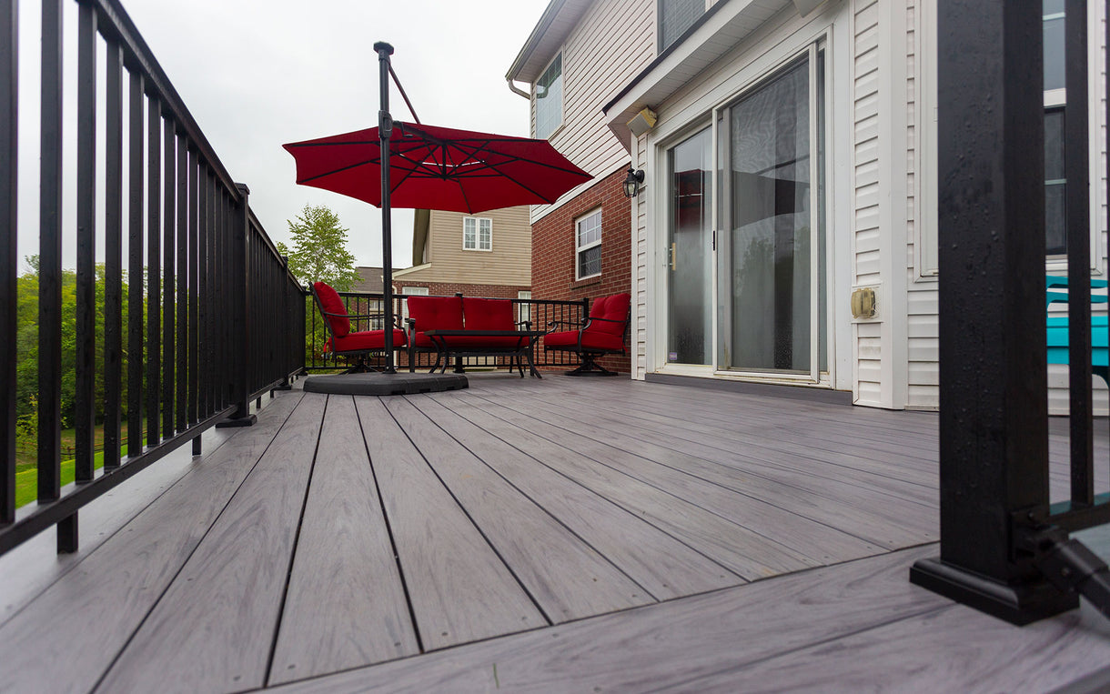 All Decked Out – Deckorators