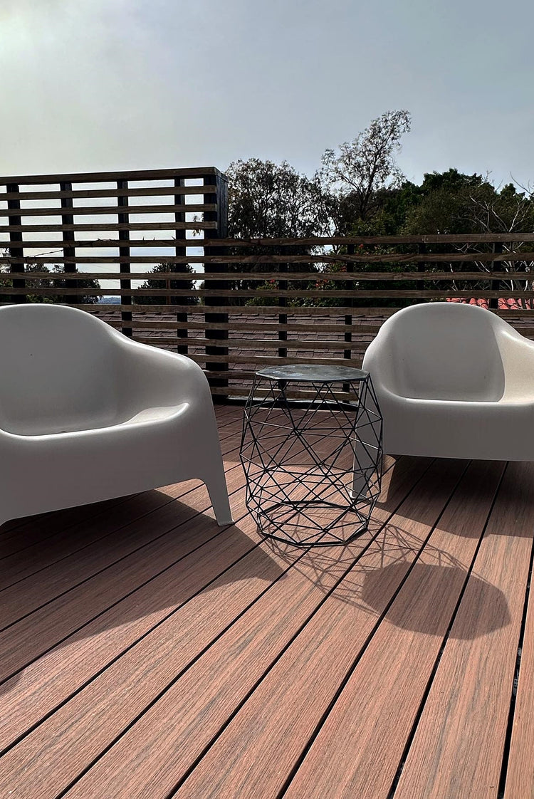 Professionals – Deckorators