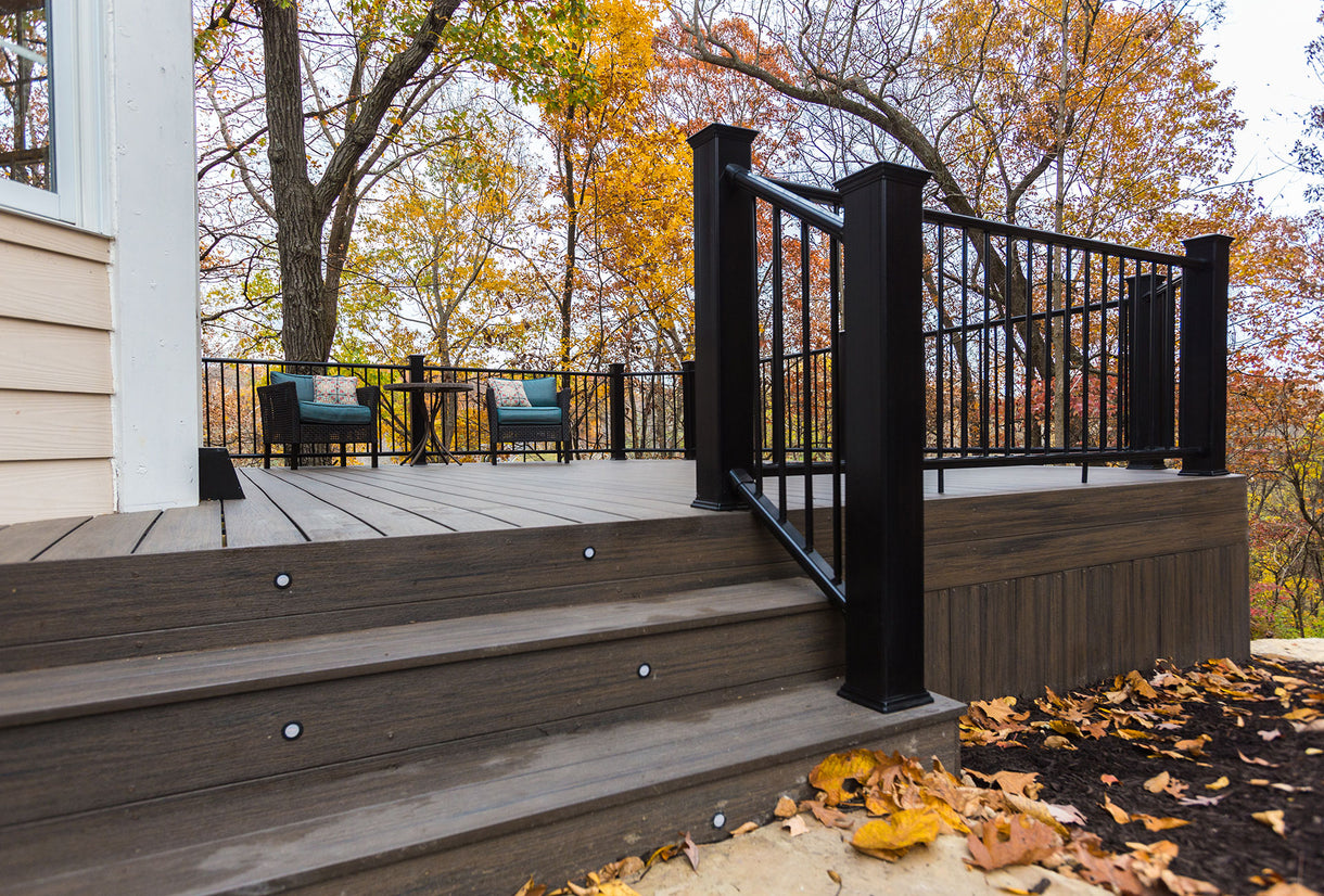 California Custom Decks – Deckorators