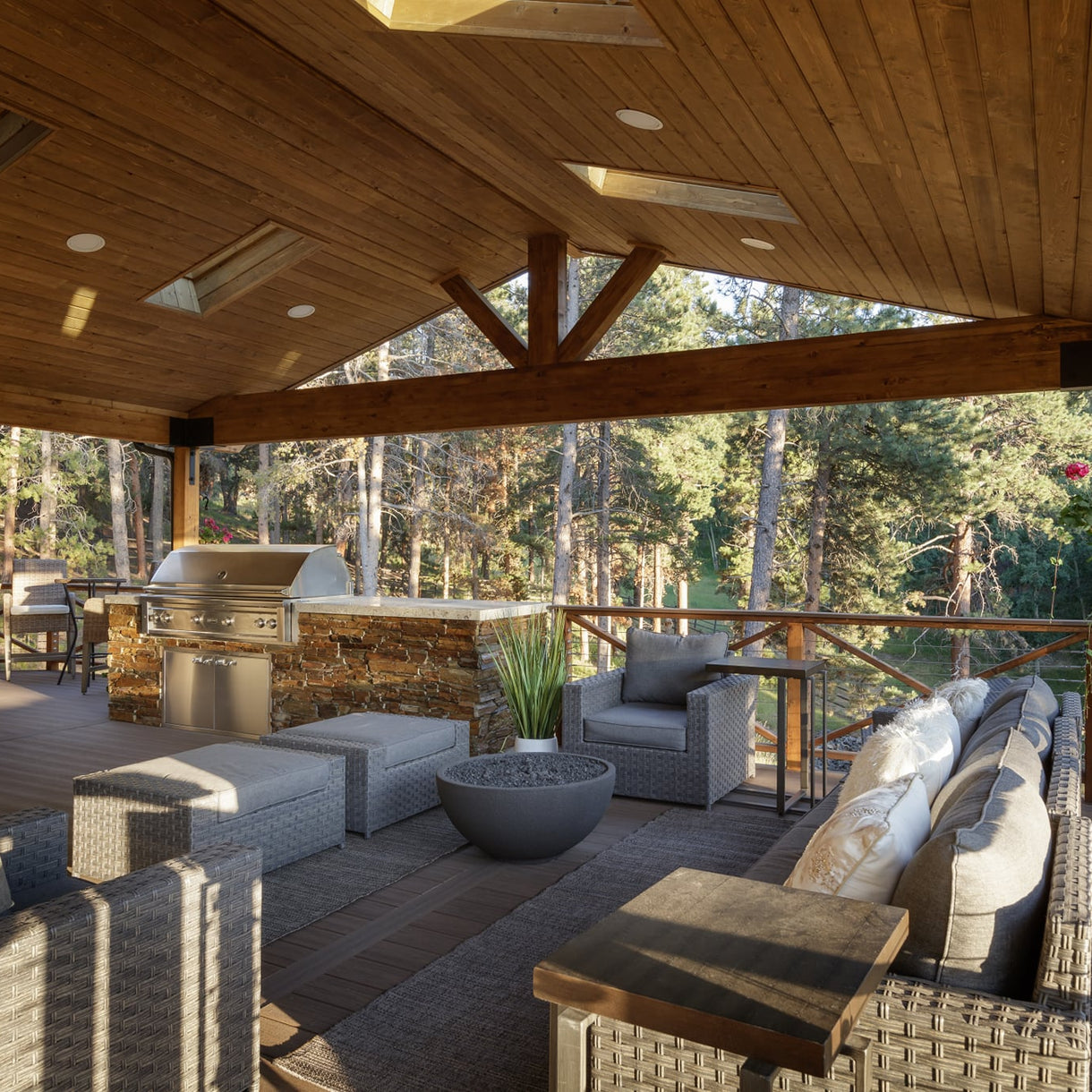 Colorado Custom Covers & Decks – Deckorators