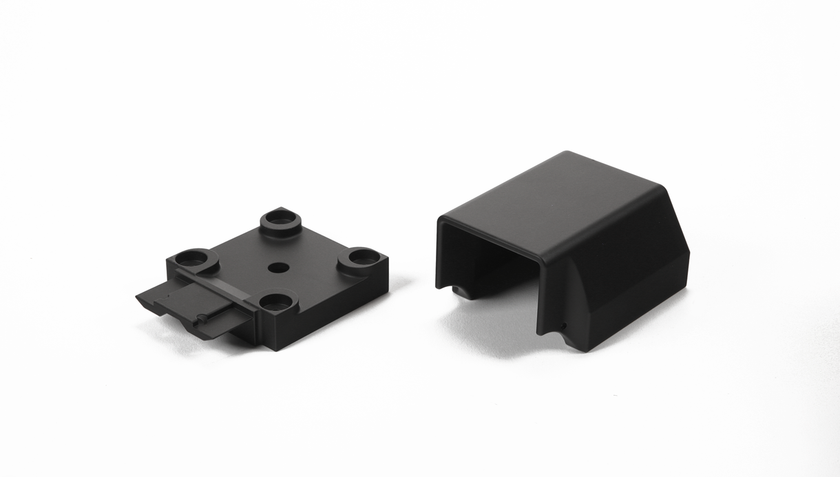 Contemporary Continuous Top Rail Brackets by Deckorators