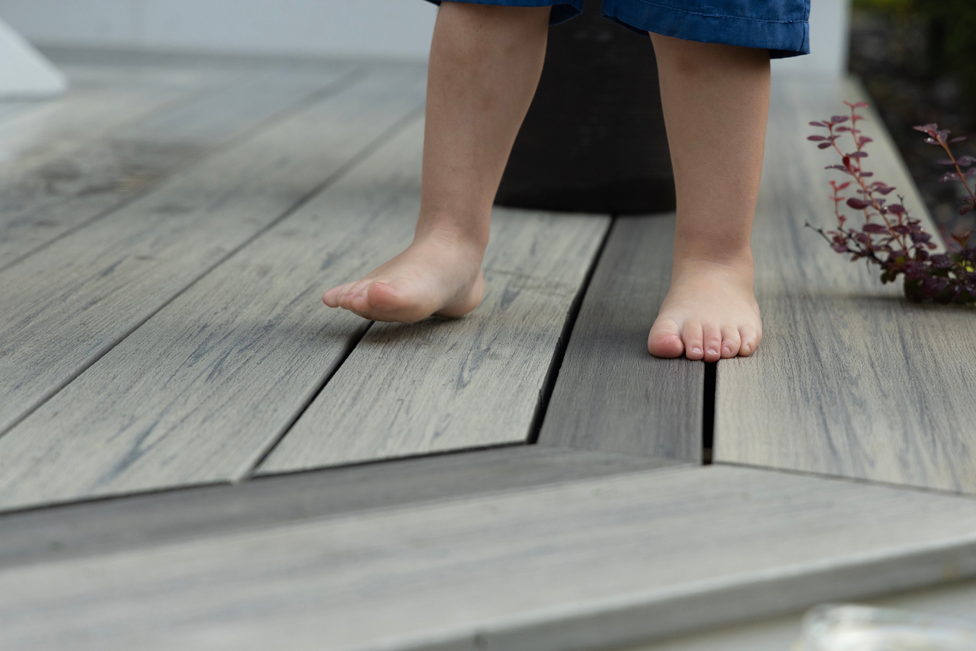 Surestone® Technology – Deckorators